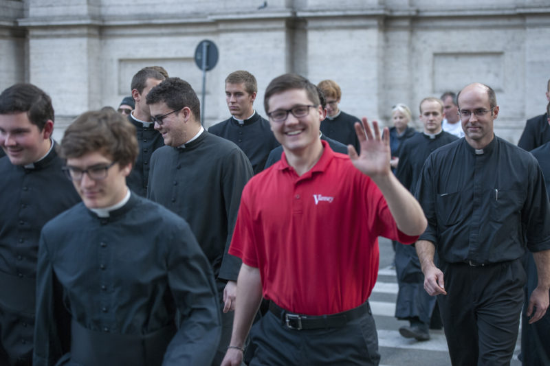 Taking a Break From Studies Helps Men Prepare for the Priesthood – Pray ...